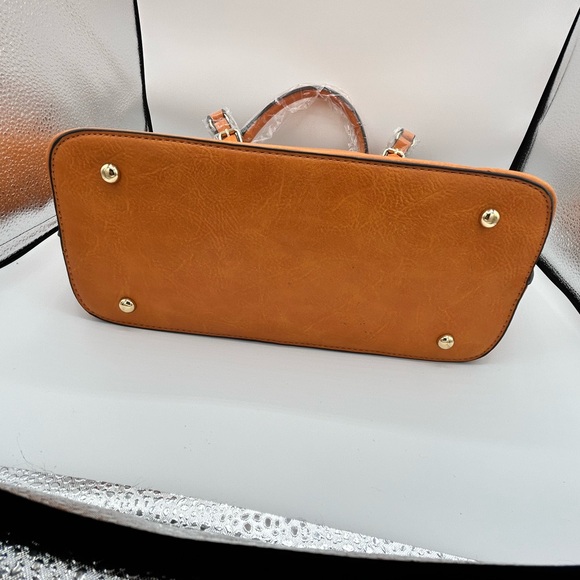 QVC | Bags | Nwot Qvc Tanned Leather Purse Combo | Poshmark